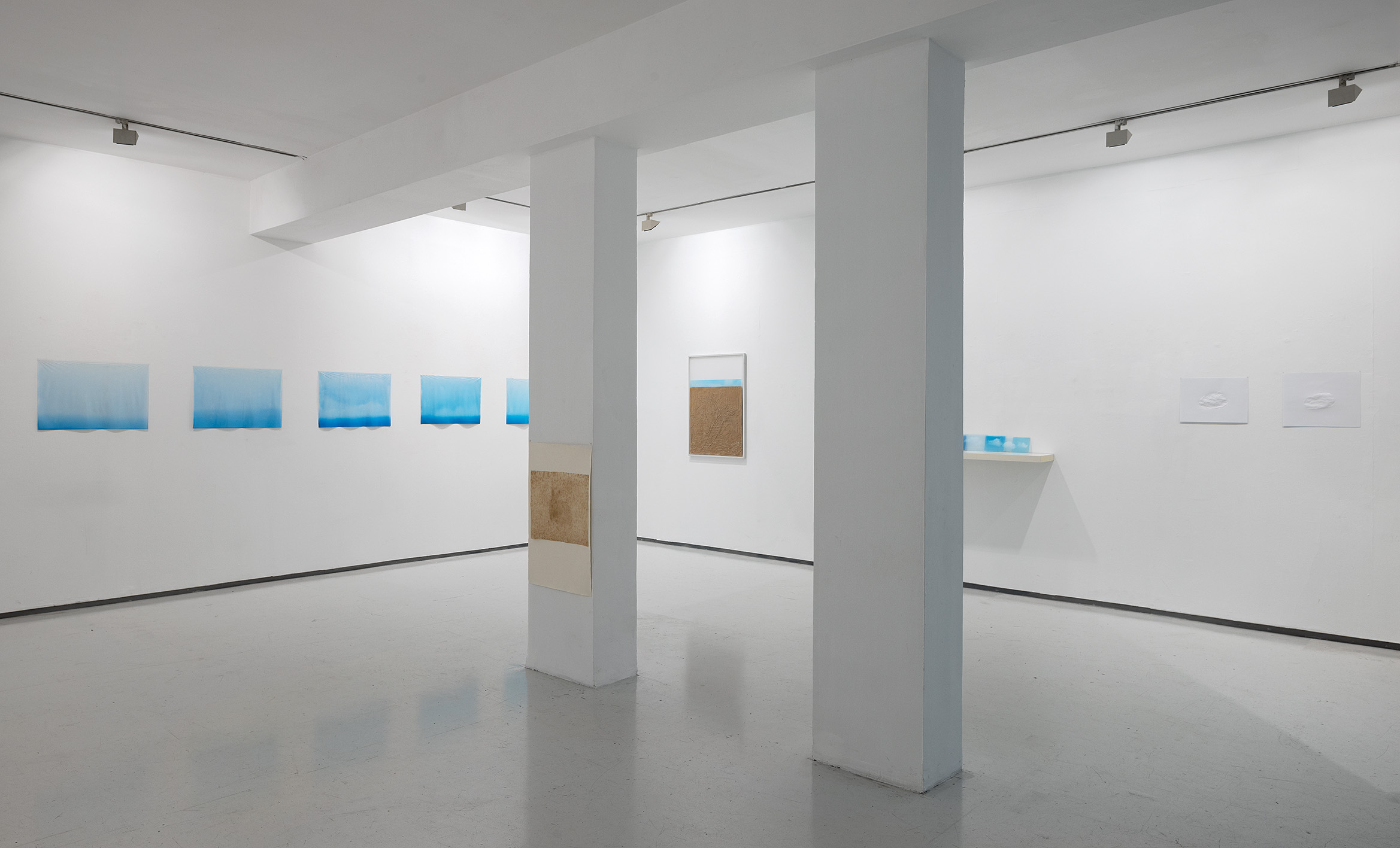 Noga Gallery גלריה נגא | To Draw a Breath